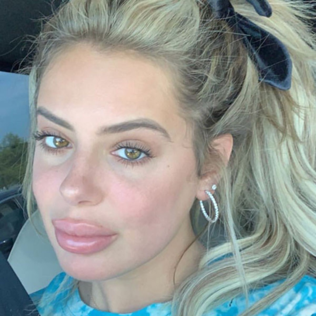 Brielle Biermann Claps Back At Claim She Deletes Negative Comments